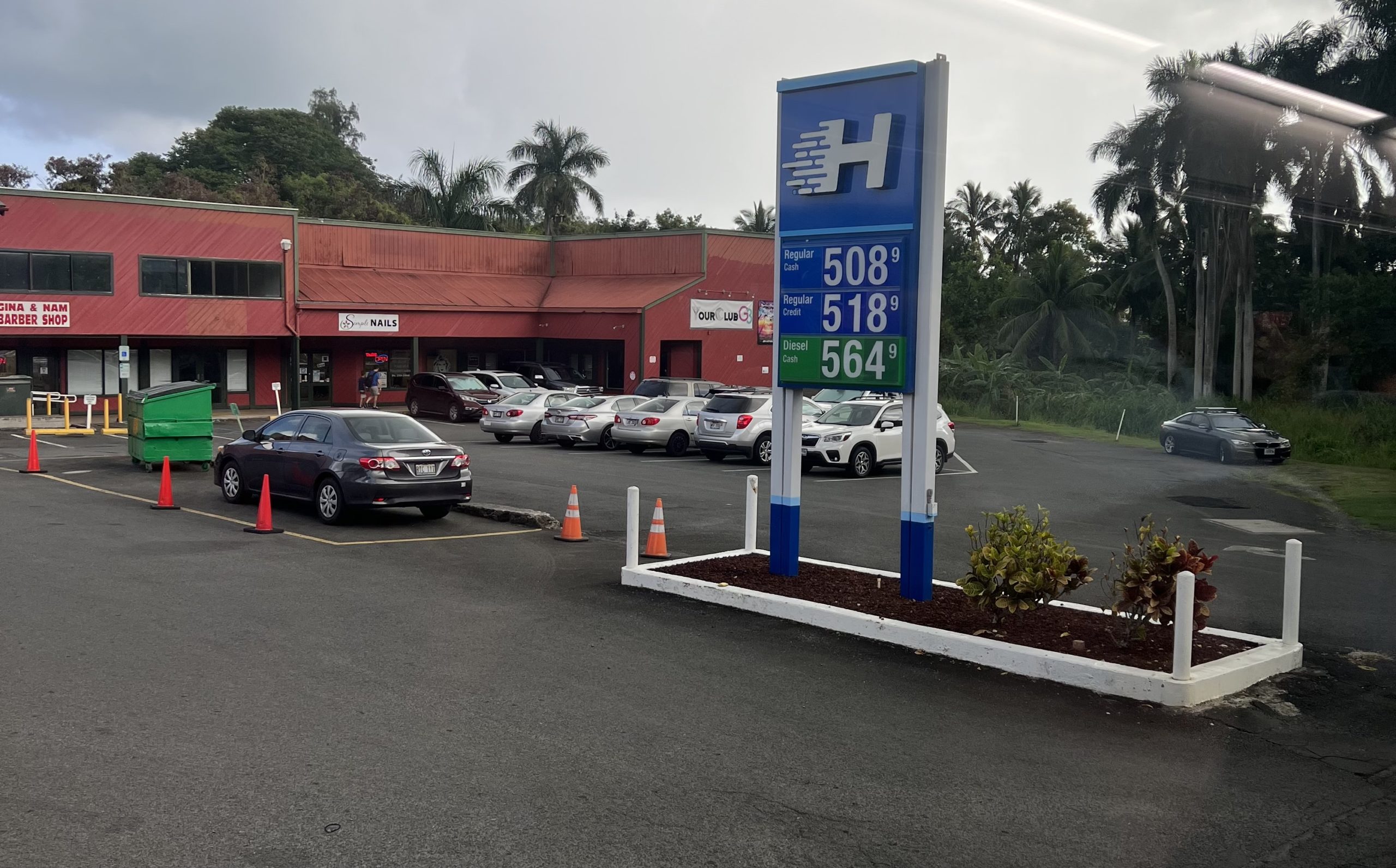 Despite Jones Act, Gas Prices Are Even Lower in High-Cost Hawaii ...